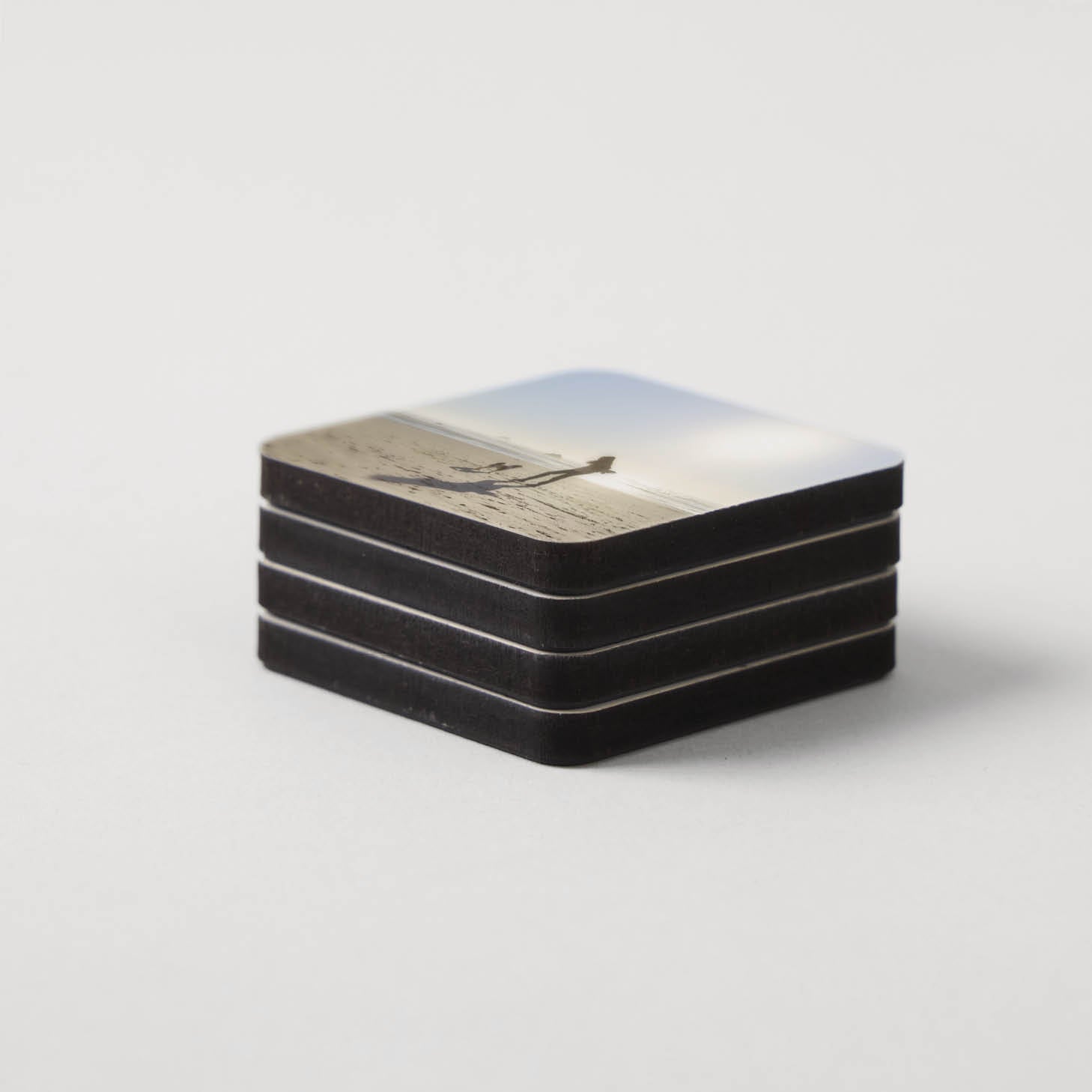 Custom Photo Magnets - High-Quality Fridge Magnets by Popic