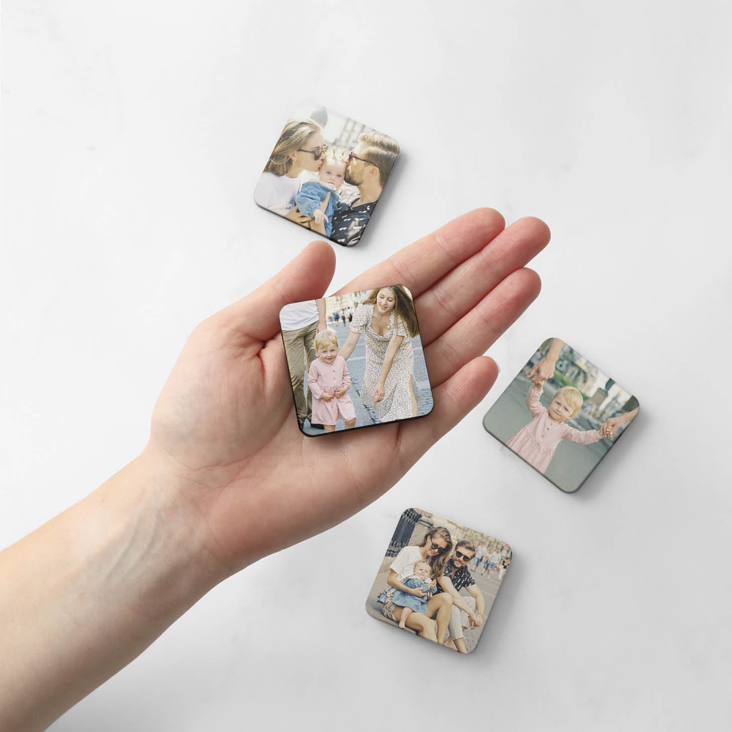 Custom Photo Magnets - High-Quality Fridge Magnets by Popic